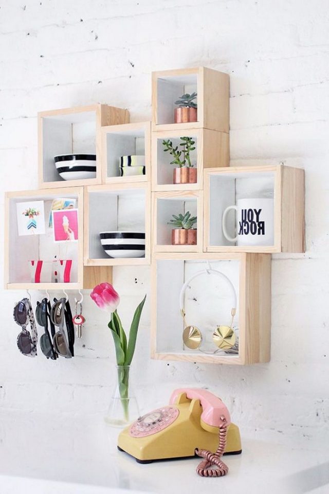 Creative Ideas For Designing a Photo Wall – Tomorroom.com